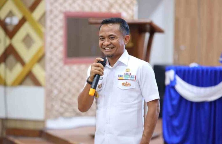 Bupati Andi Asman Salut Prestasi Putra Bone Raih Juara Dunia Esport ...
